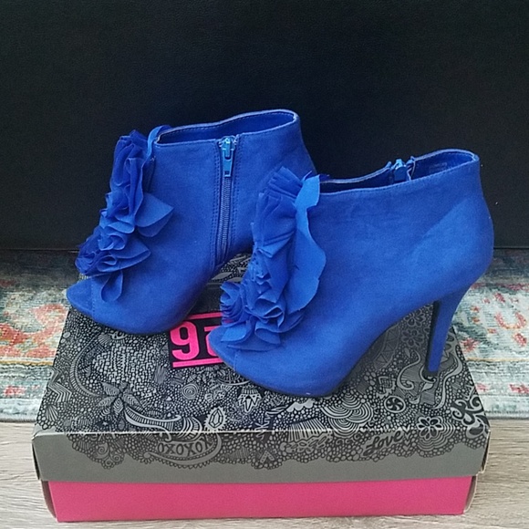 Mix No. 6 | Shoes | Nwt Mixno6 Cobalt Blue Ruffled Peeptoe Bootie 65 ...